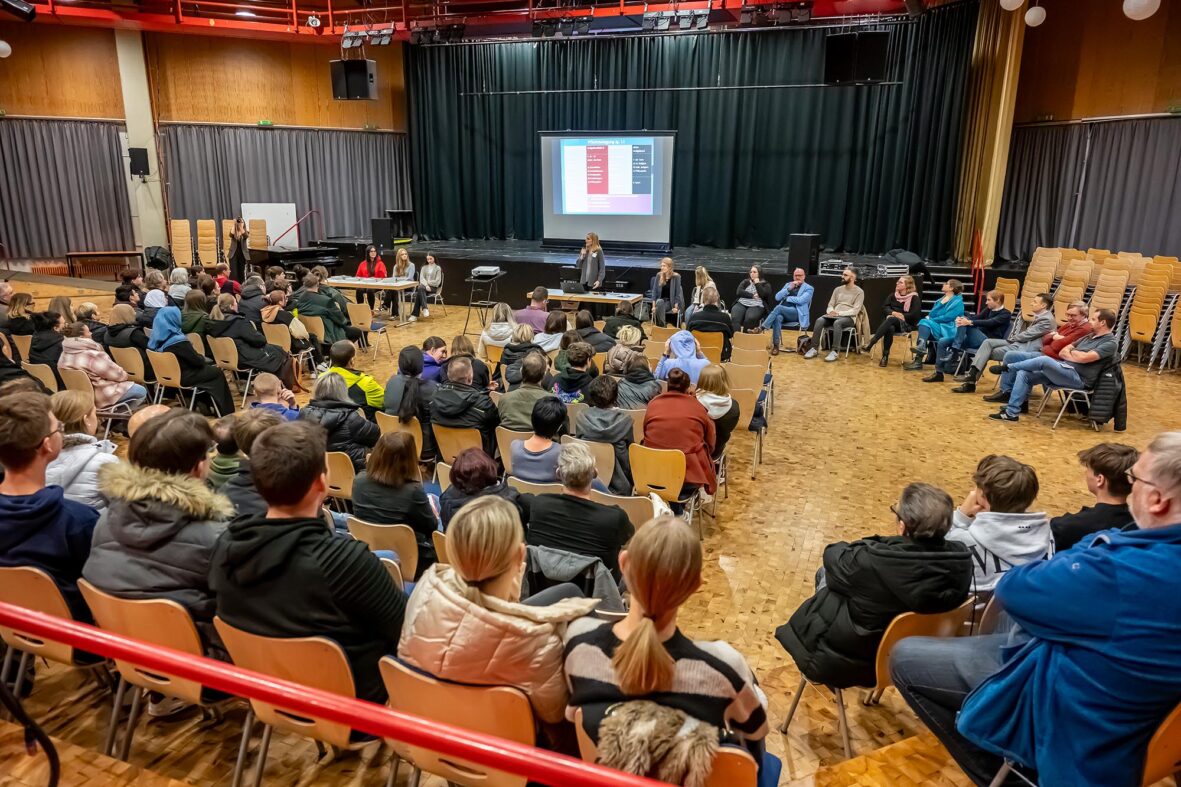 Großes Interesse an GSKi-Oberstufe - Mein Kierspe