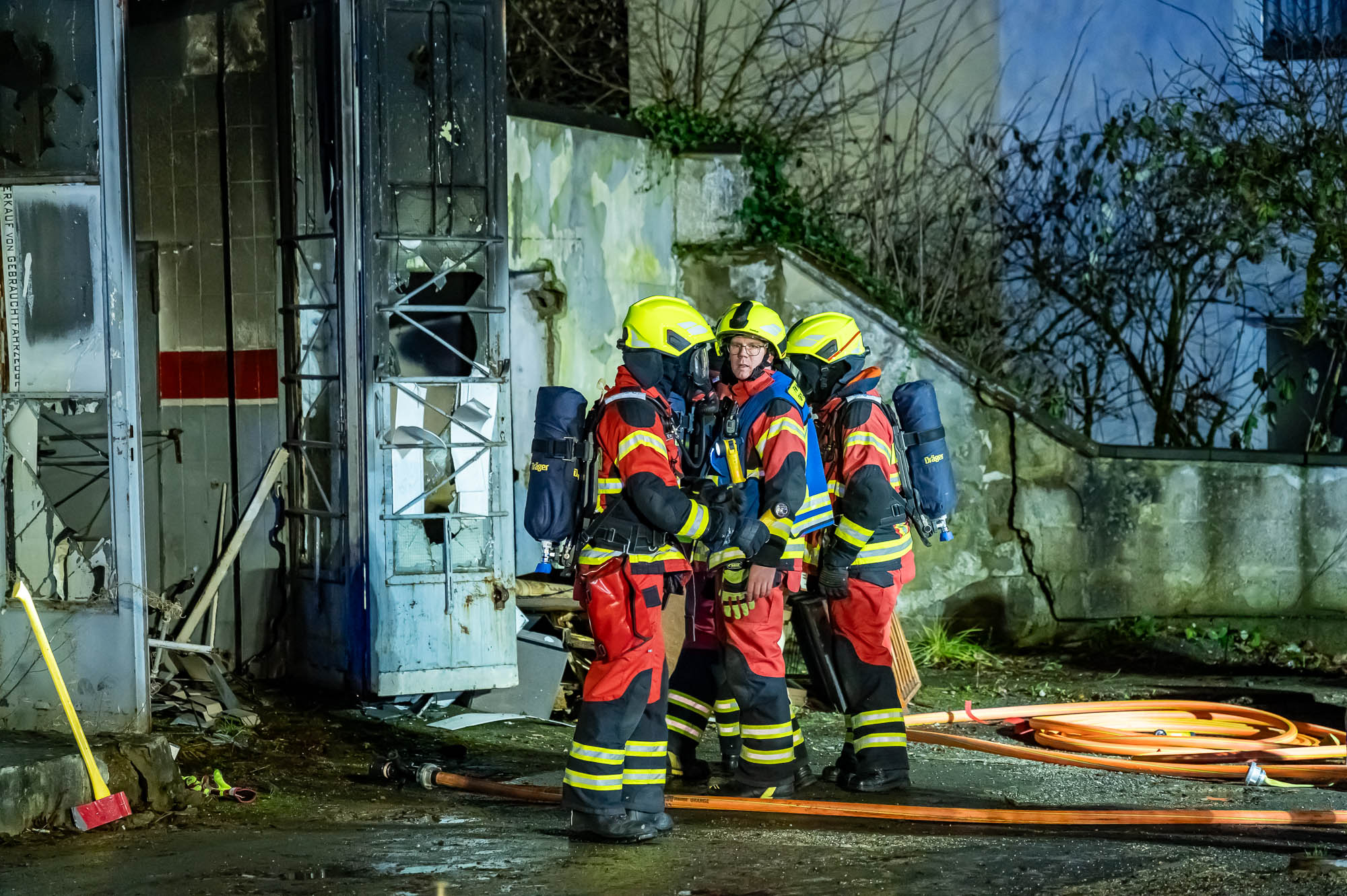 Kiersper Wehr löscht Brand in Ruine - Mein Kierspe